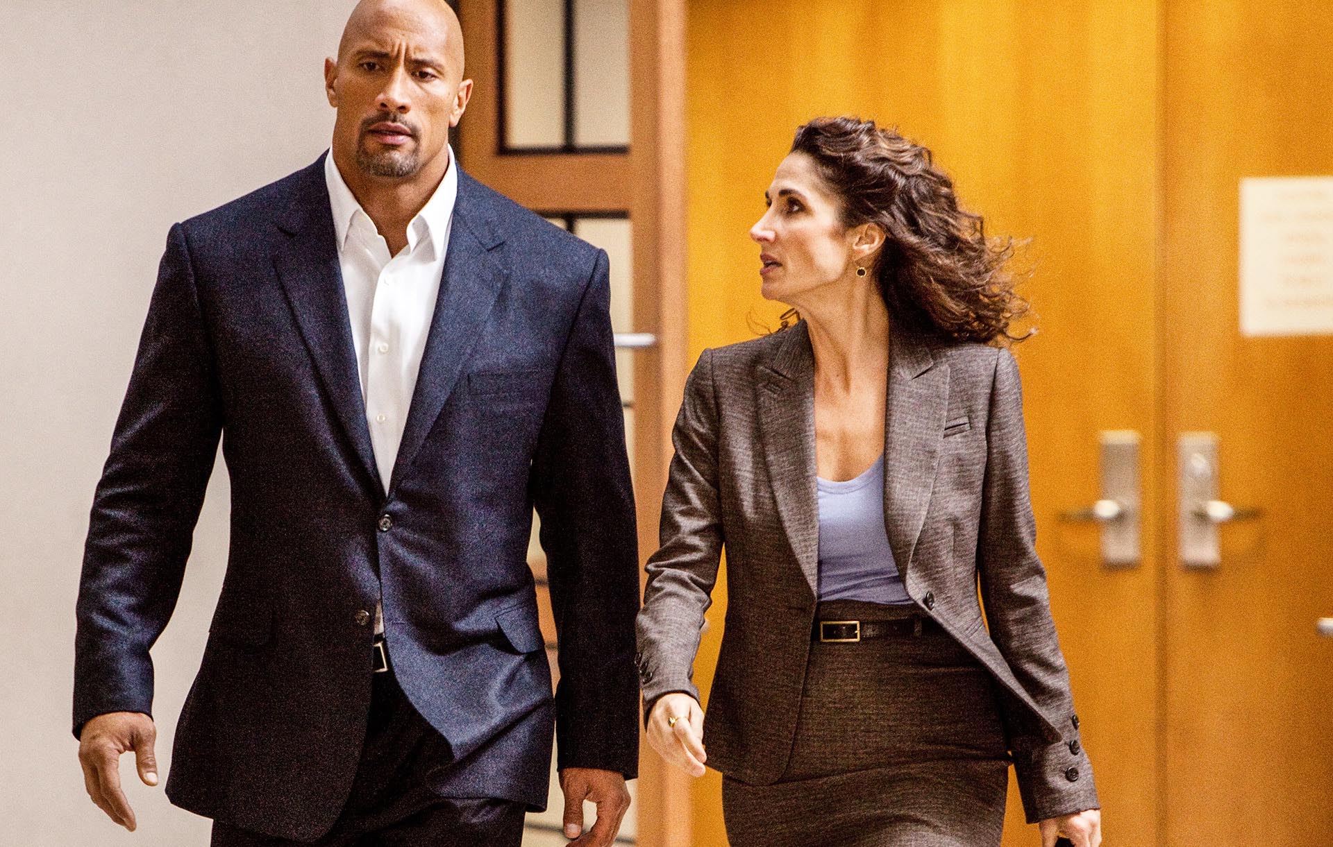 Snitch | Dwayne Johnson, Susan Sarandon | Lionsgate