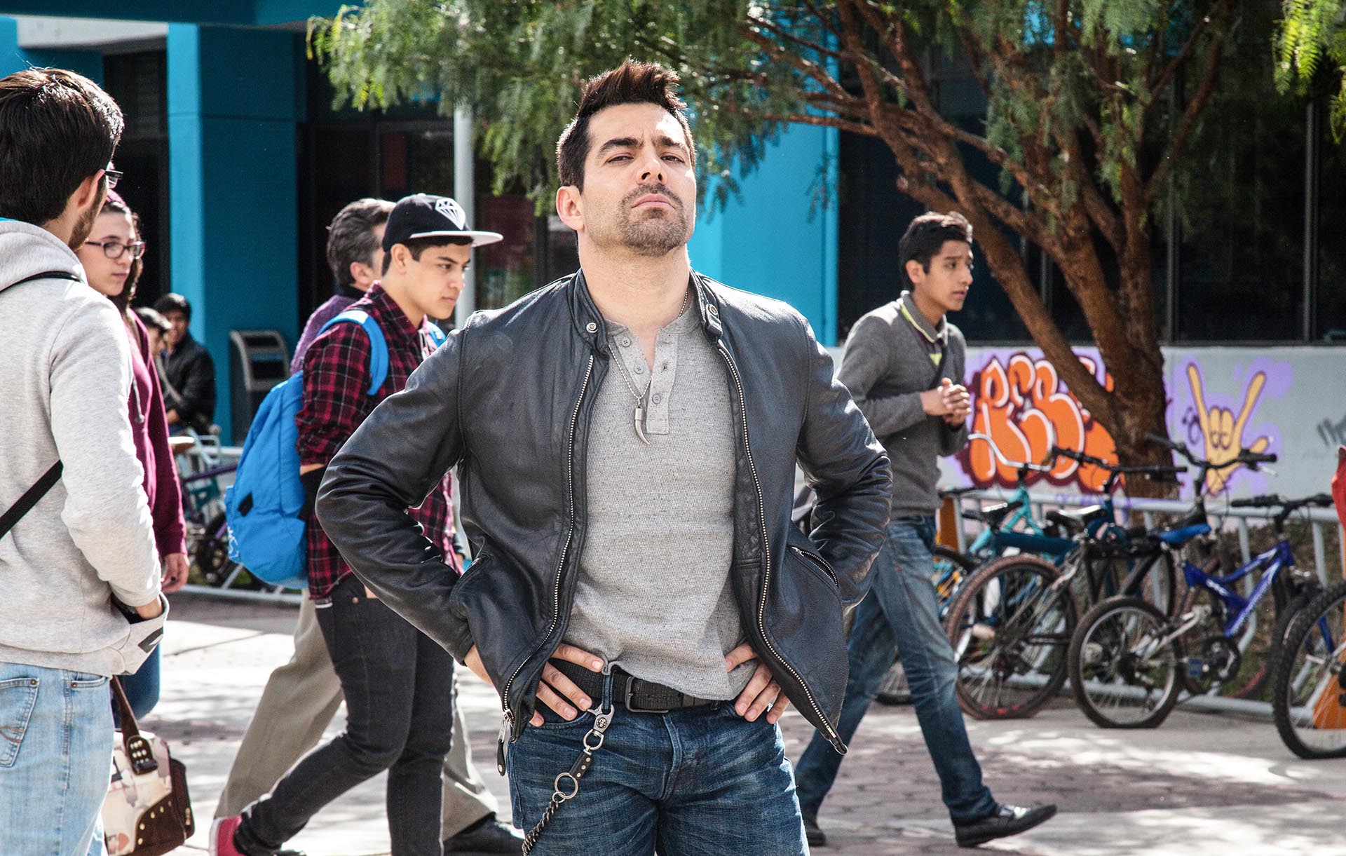 No Manches Frida | Omar Chaparro, Martha Higareda | Lionsgate