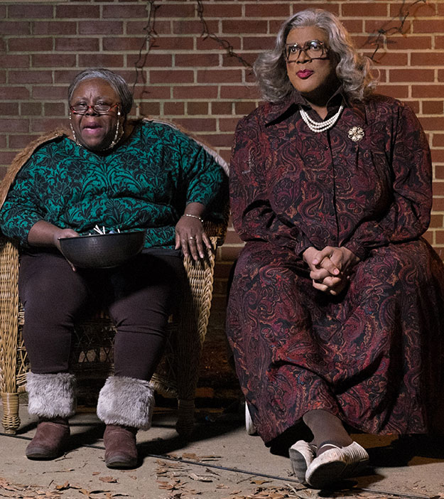 Tyler Perry's Boo! A Madea Halloween (2016) | Tyler Perry, Cassi Davis ...