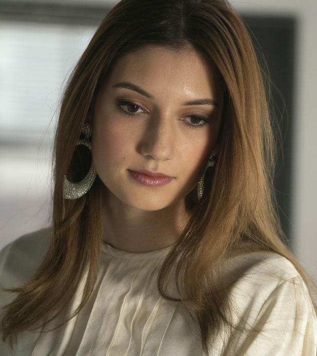 American Night | Official Movie Site | Lionsgate